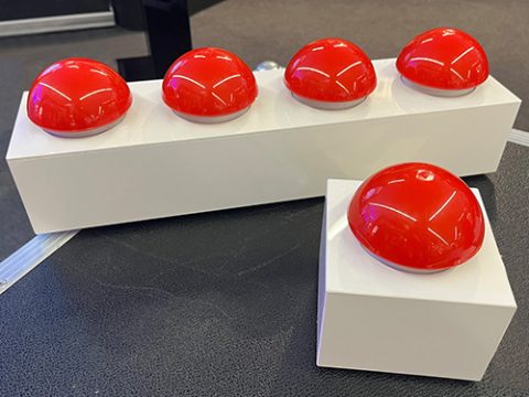 Buzzer-Spiele, Buzzer-Anlagen, Quiz-Buzzer-Systeme | brand unit berlin